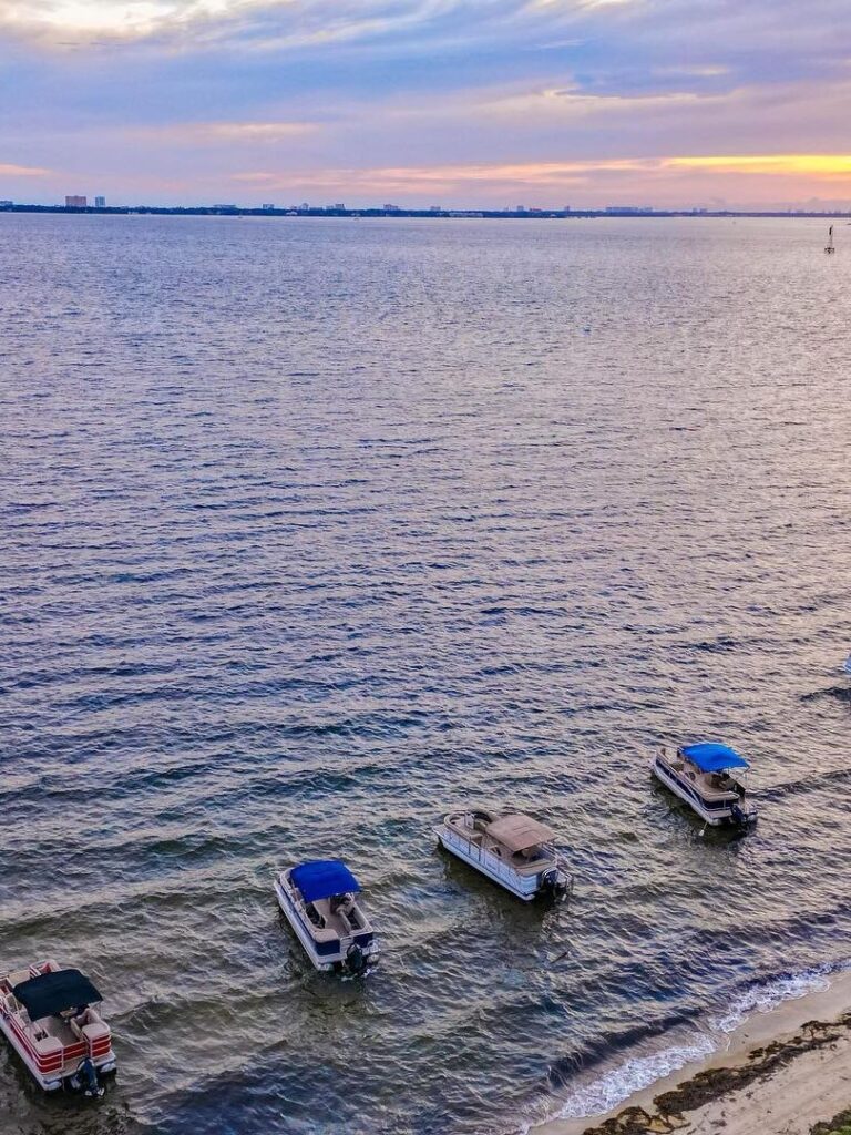 Dock And Dine: Top 4 Waterfront Restaurants Accessible By Boat In Panama City — Destination ...